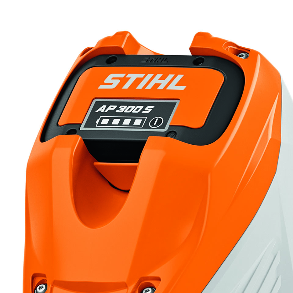 KMA 135 R Cordless KombiEngine | STIHL