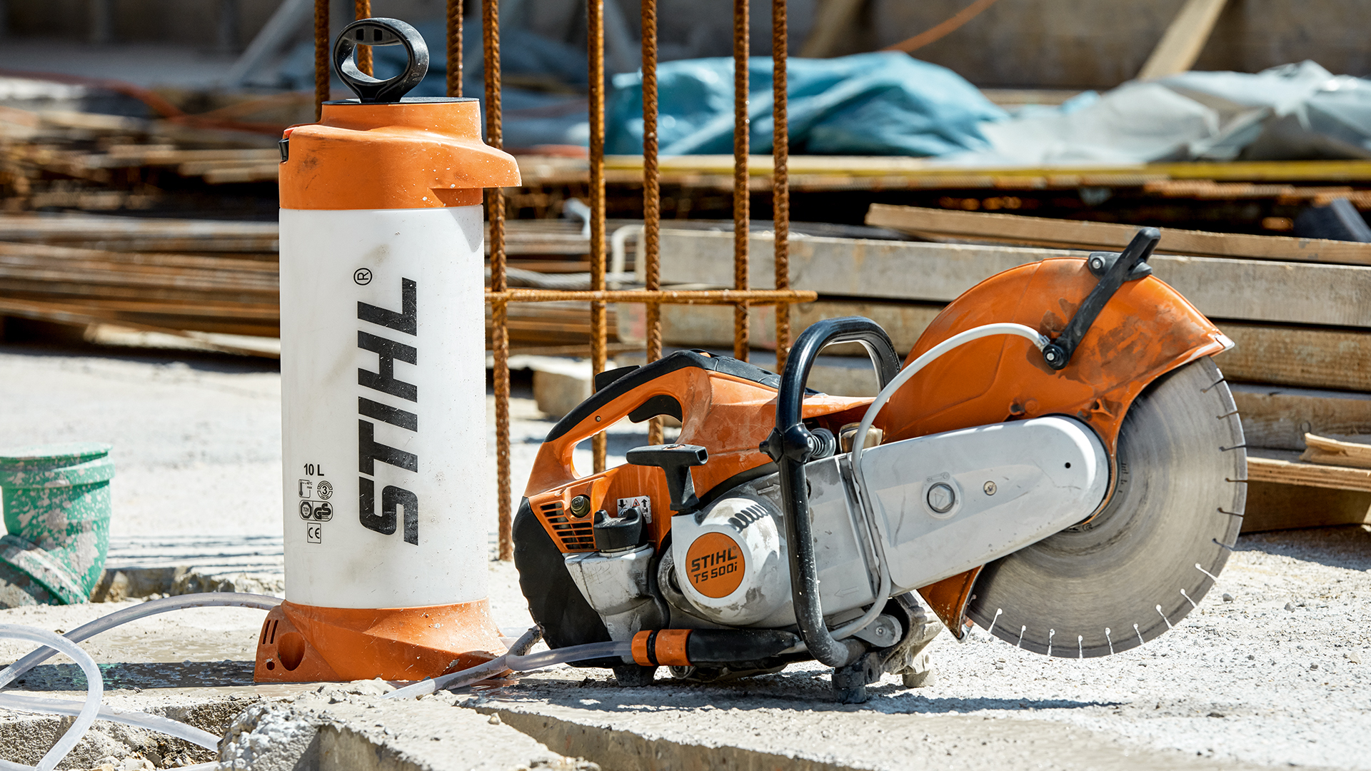 Stihl saw dust extraction store